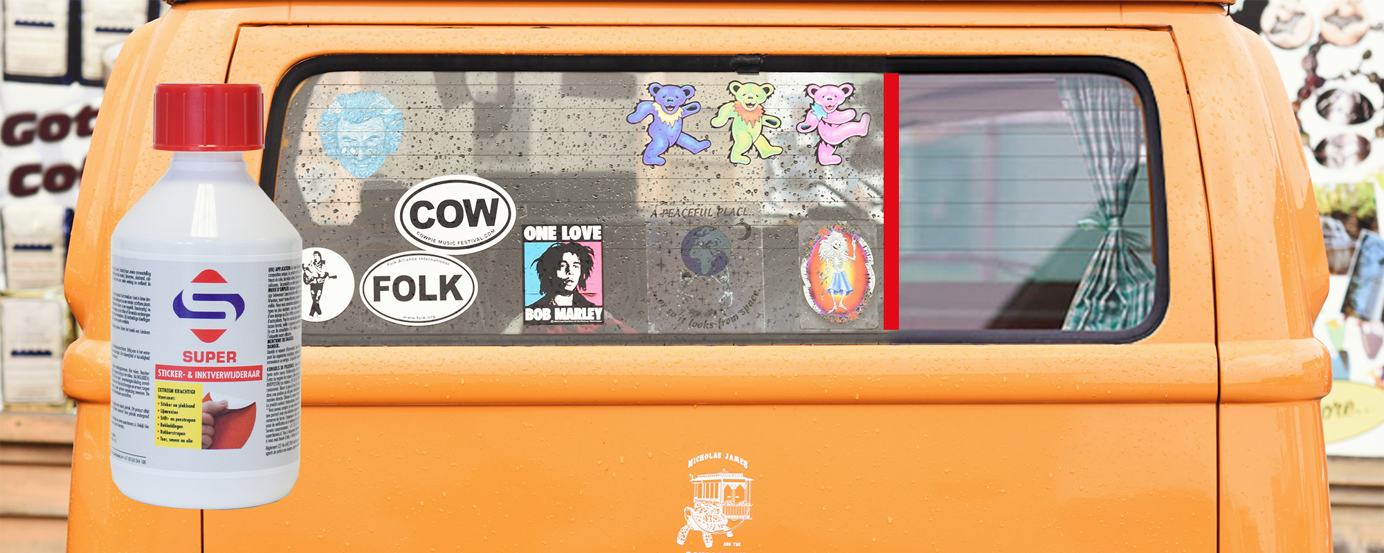 Stickerresten verwijderen van het raam - SuperCleaners